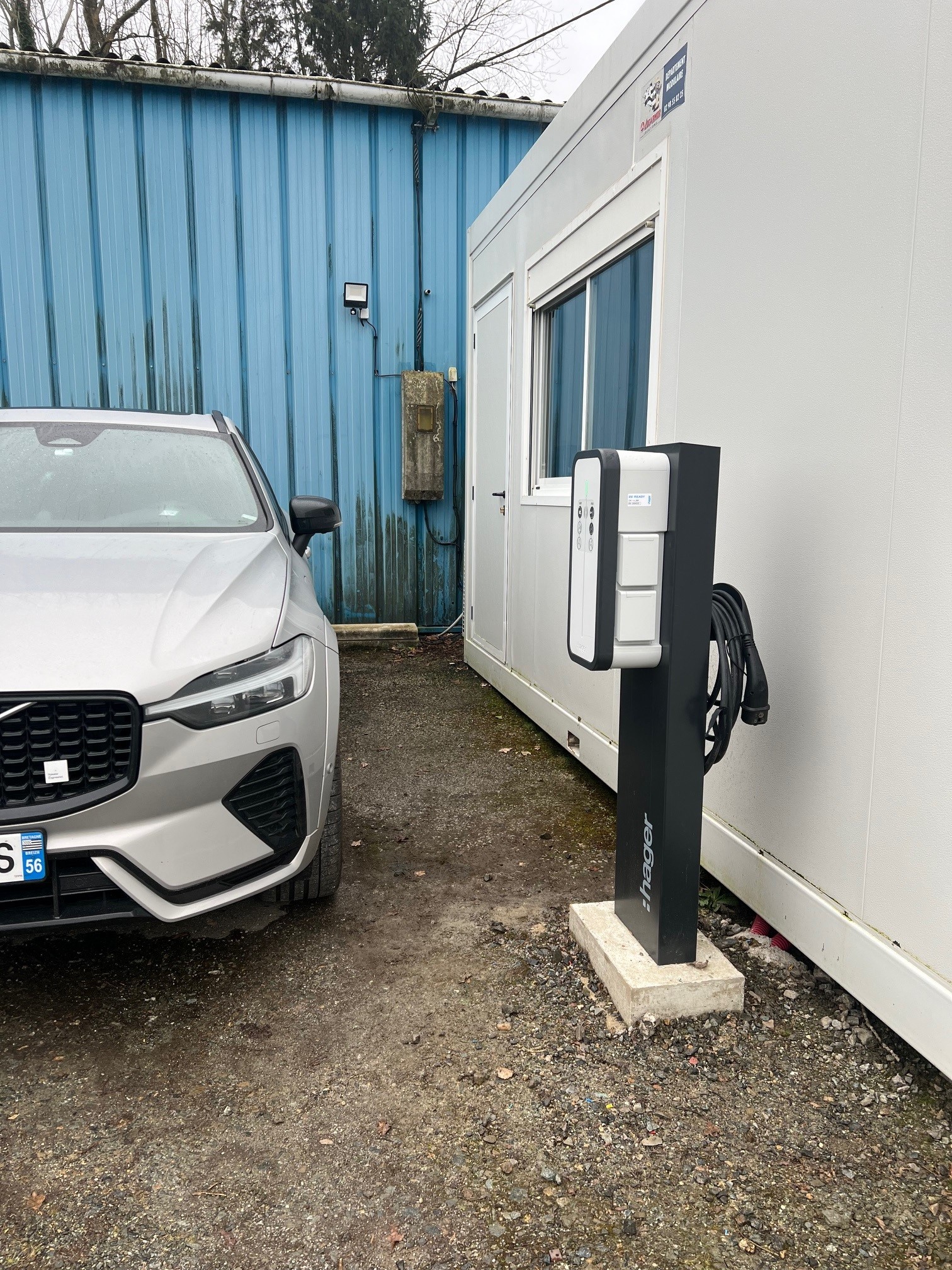 Pose d'une borne IRVE